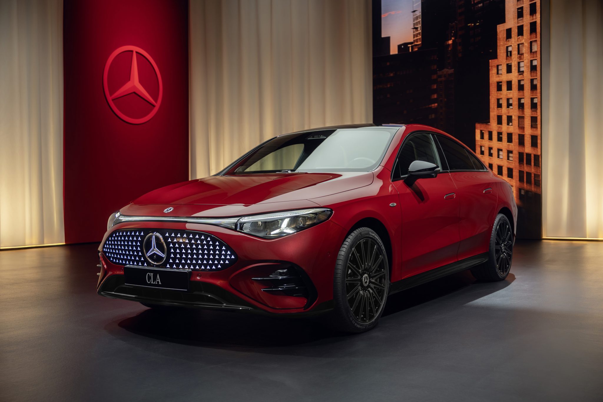 Mercedes-Benz CLA: Executive Style and Comfort for the Everyday Driver ...